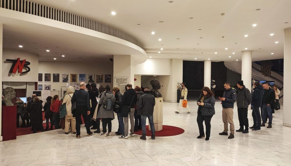 Două spectacole de teatru, la început de mai cu Oana Pellea, Maia ...