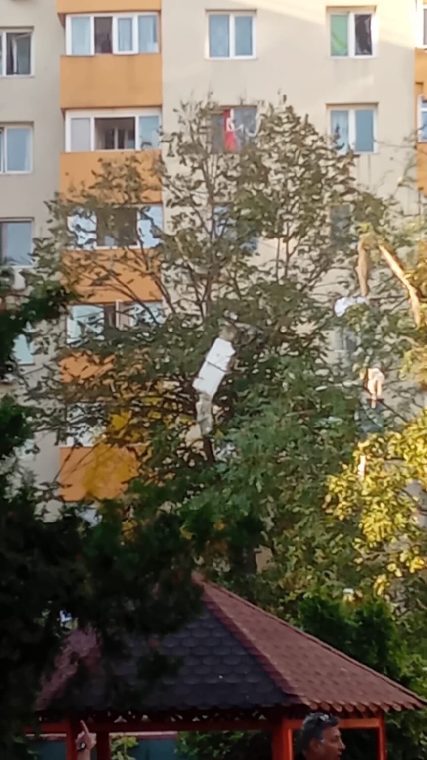 FOTO+VIDEO | Explozie la un bloc din Rahova. A fost activat Planul Roșu ...