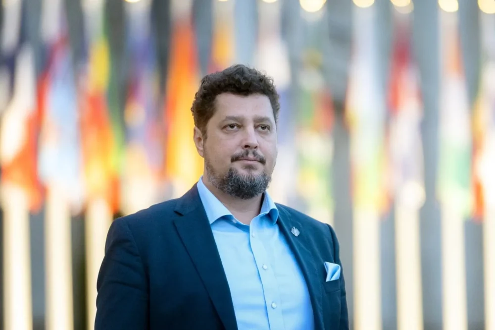 Protest antisemit la Universitate: Cântece legionare dedicate ...