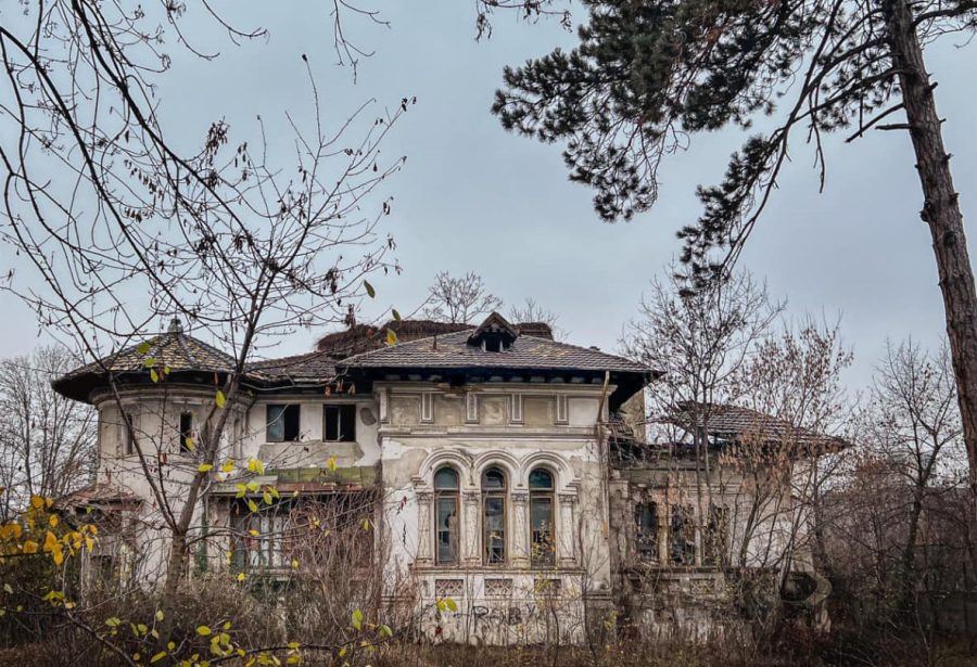 Proprietarii casei Miclescu din Capitală cer radierea acesteia de pe ...