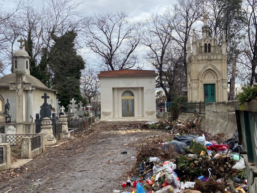 Noi personalități la Cimitirul Bellu: „Vila de Apoi” a fostului primar ...