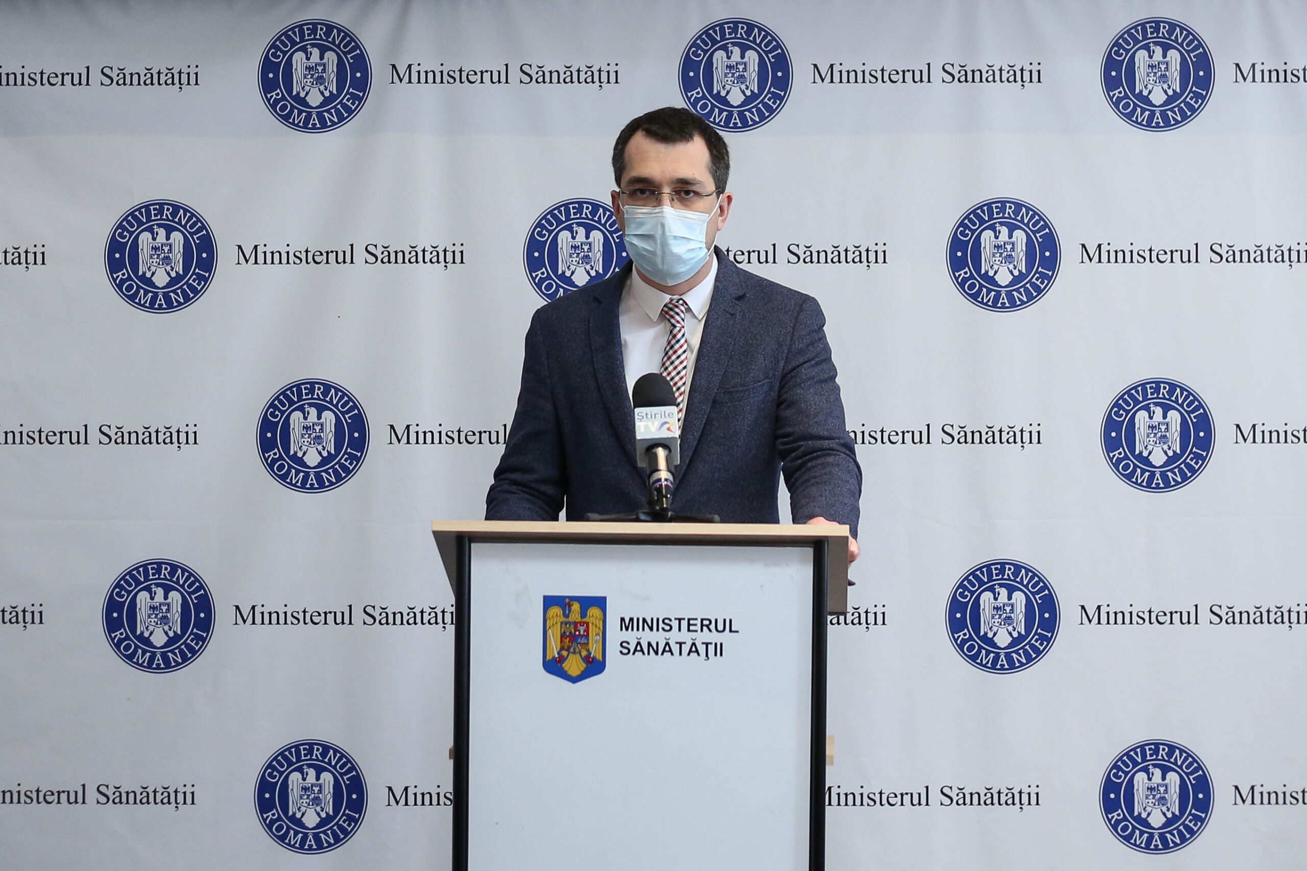 Vlad Voiculescu, președintele USR București, a rămas fără imunitate în Dosarul Vaccinurilor ...