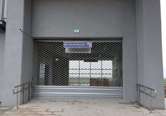 Pasarela pietonală de la stația de metrou Berceni, inaugurată la ...