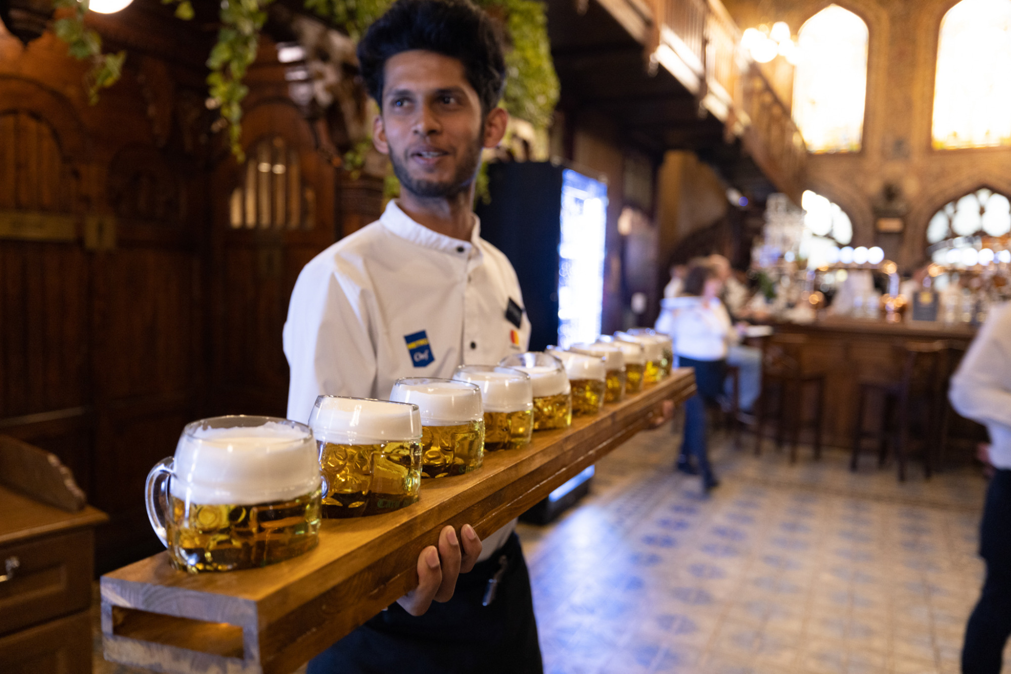 The Independent: Bucureşti, capitala europeană unde poți admira orașul ...